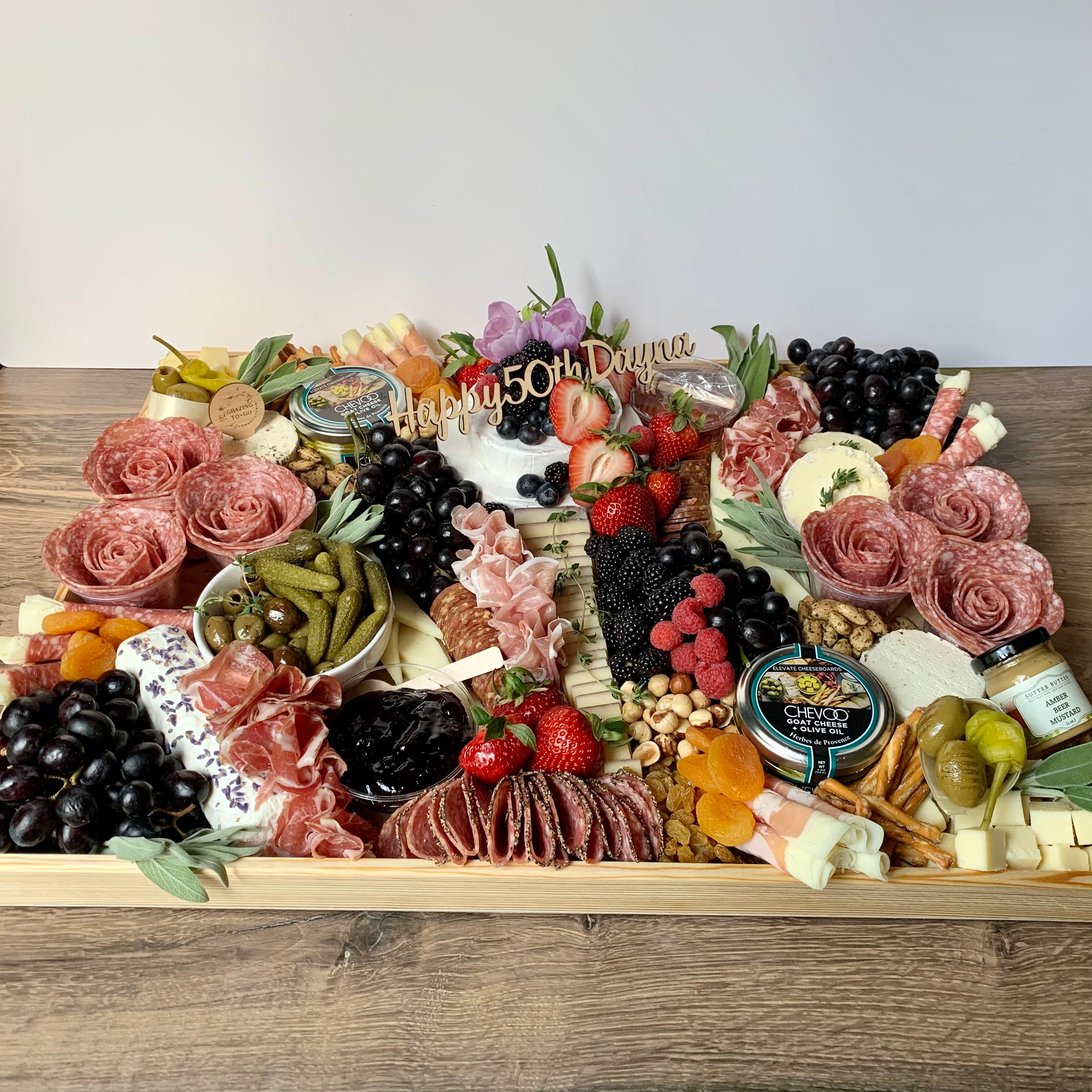 Graze Platters (Options for 8-25) – Grazing To-Go